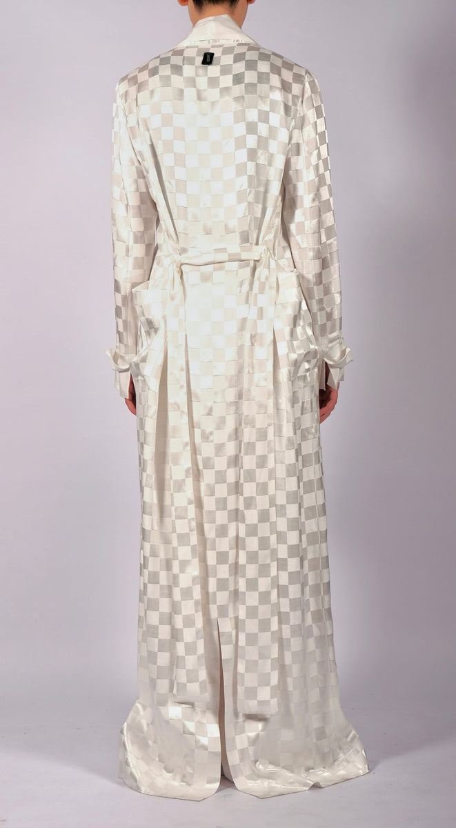White Checkered Robe Maxi – David's Road US